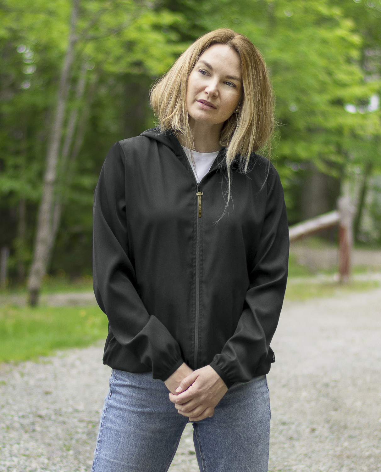 100L04W - Windbreaker hooded jacket - women - Attraction